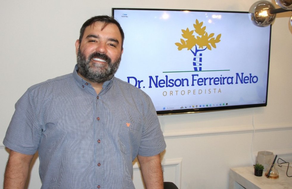 Ortopedista e traumatologista Dr. Nelson Ferreira Neto inicia ...
